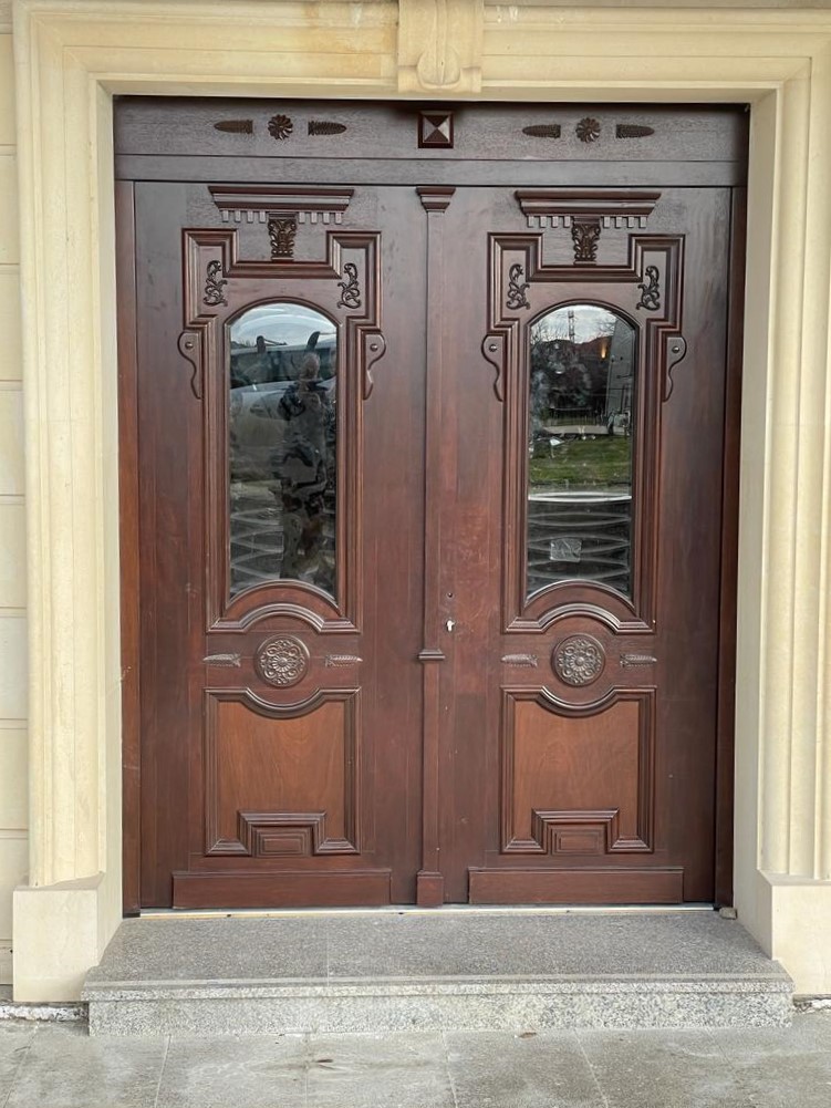 Usi exterioare din lemn stratificat - Dorafort